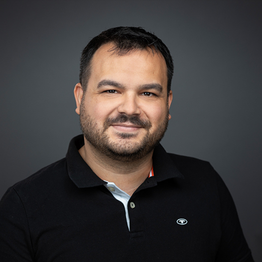 Constantin Ufer - TO CONTAIN